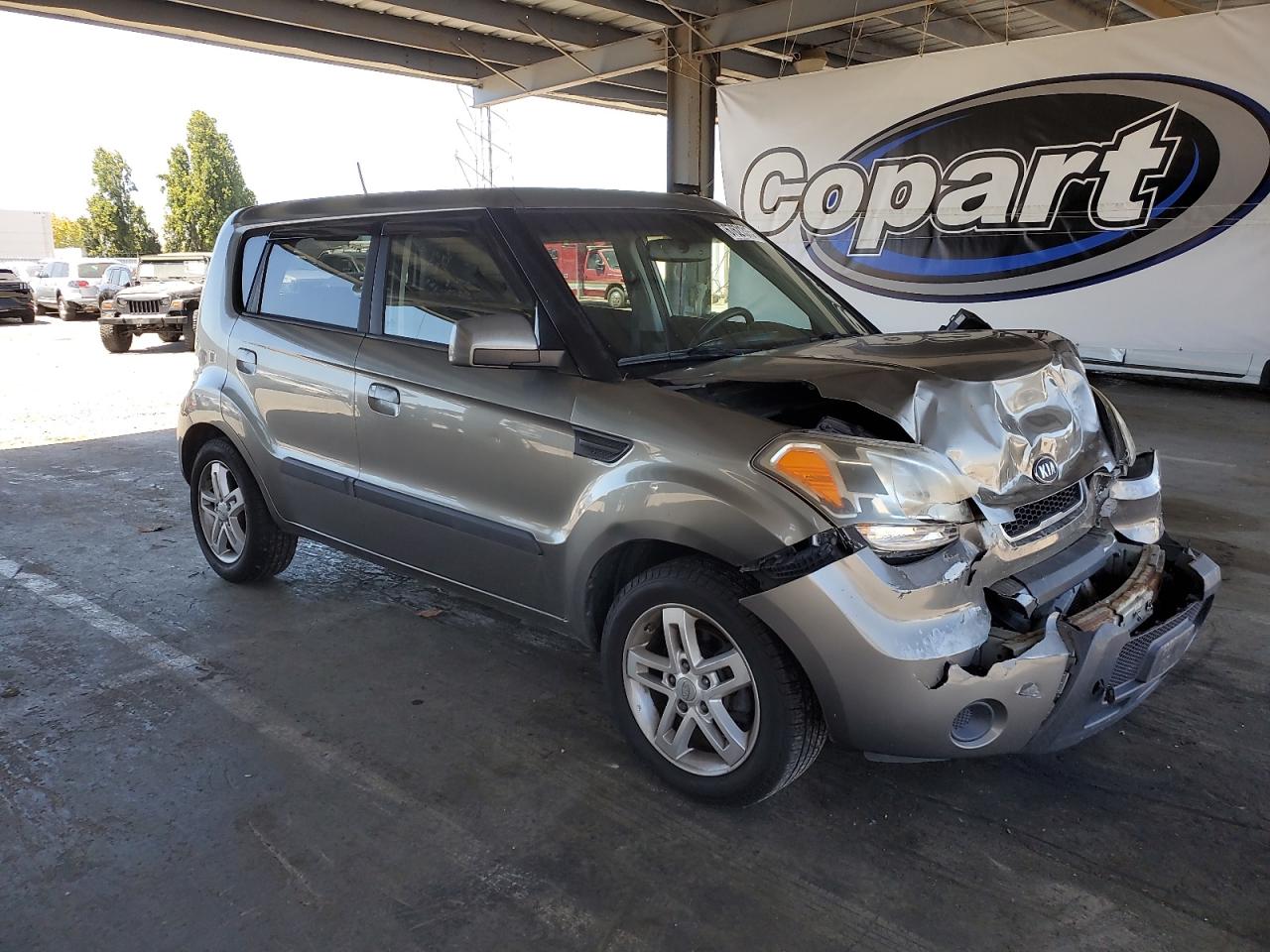 VIN: KNDJT2A20A7140940 | KIA SOUL 2010 + GRAY 2.0L 4 free car history - Stat.vin