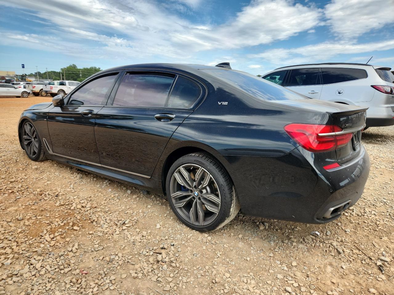 2019 BMW M760 Xi WBA7H6C54KG615157 - Avtousa.by