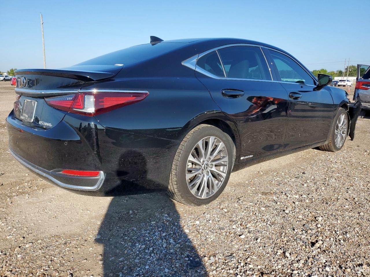 VIN: 58AD21B16LU010041 | LEXUS ES300 2020 car history - Stat.vin