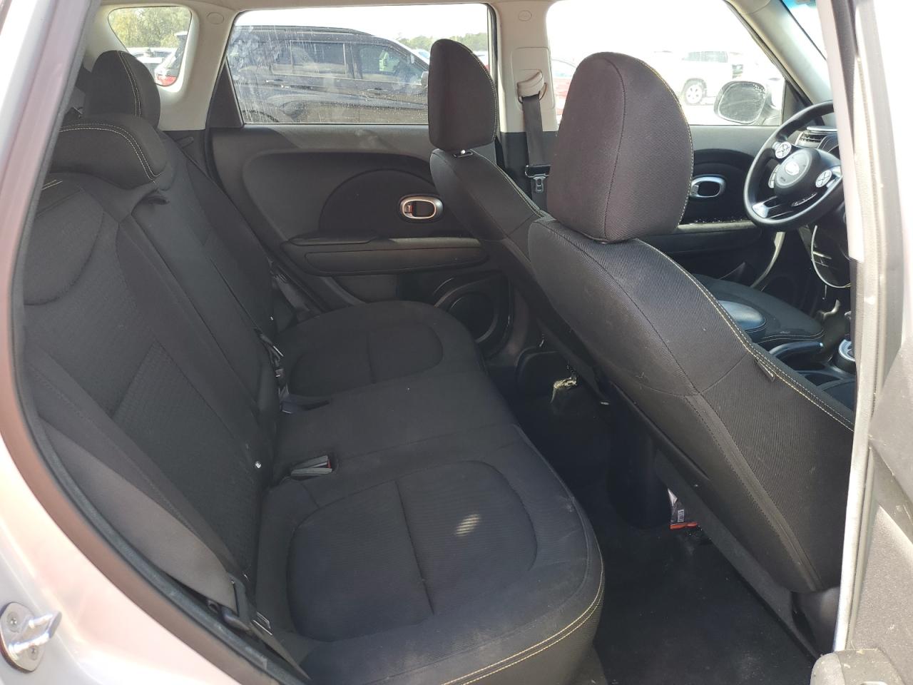 2015 Kia Soul + KNDJP3A53F7812775 - Avtousa.by