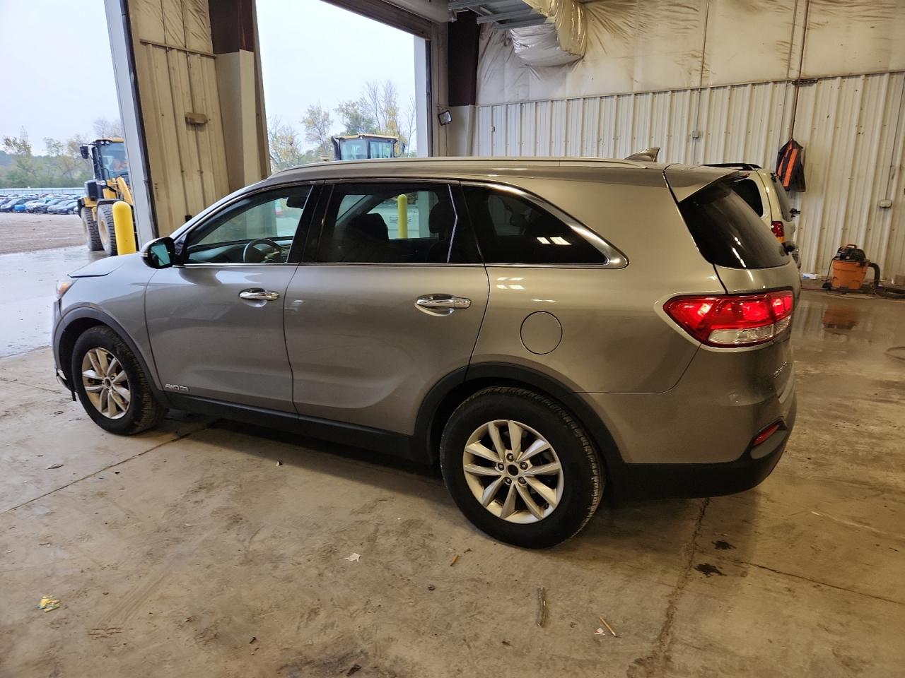 2017 KIA SORENTO LX | 5XYPGDA5XHG321299