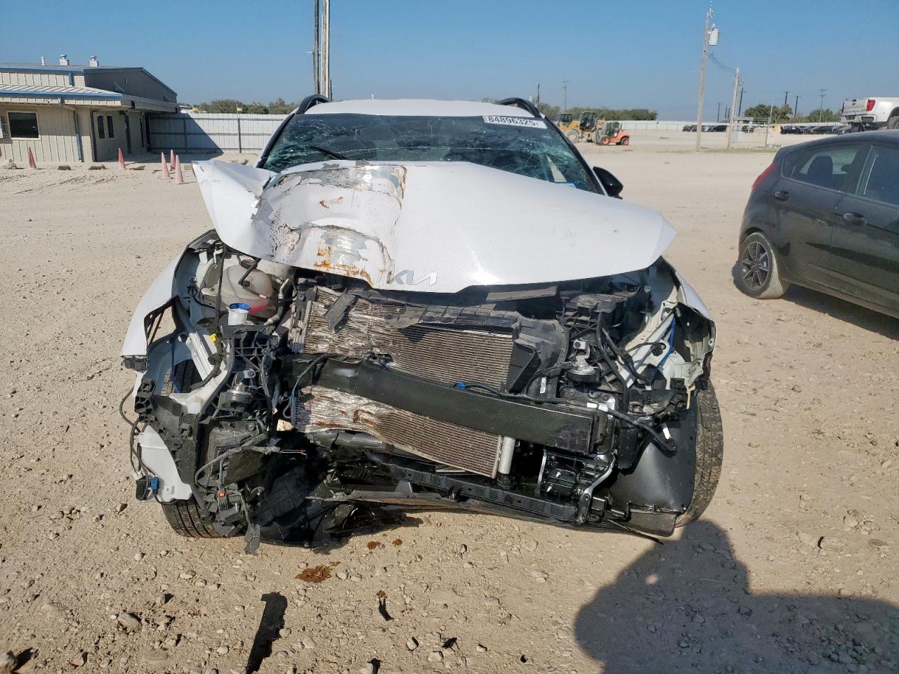 VIN: 5XYK6CDF8RG198115 | KIA SPORTAGE X 2024 WHITE 2.5L 4 free car history - Stat.vin