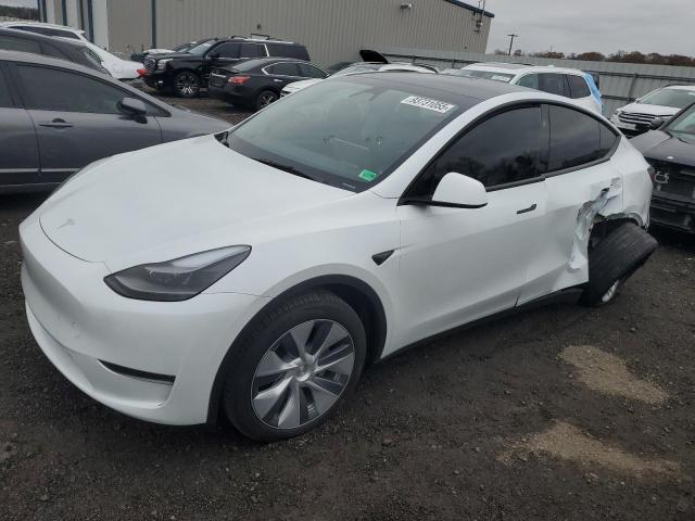 Buy Tesla Model Y 2024 7SAYGDEE0RA291088 from USA Auctions